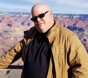 Douglas Pratt (Author of Diamond Reef)