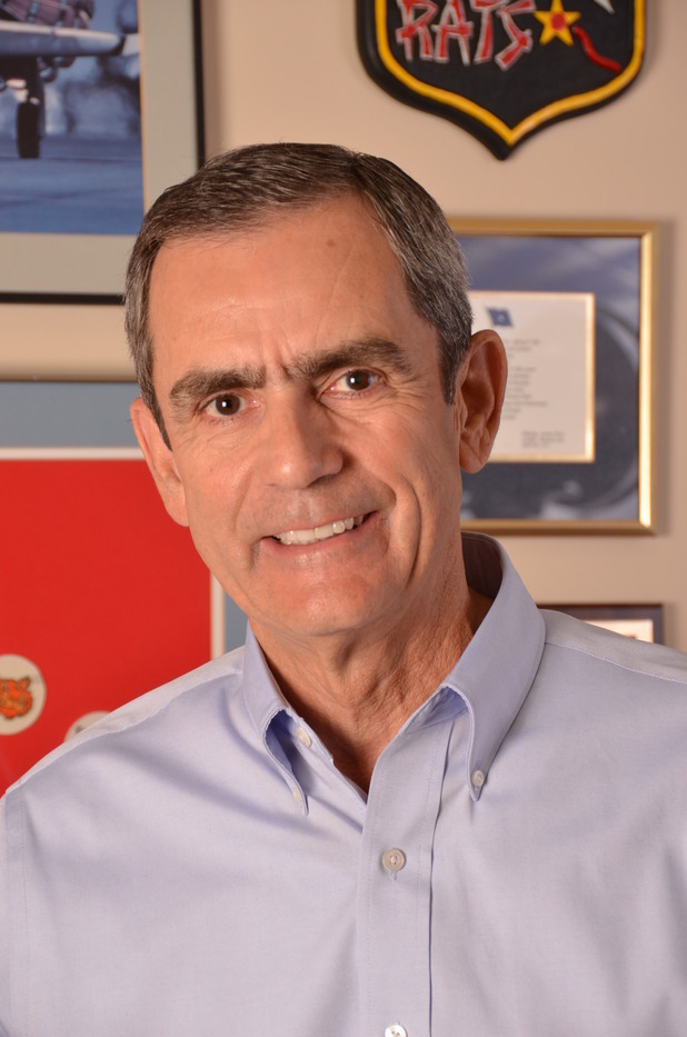 Lee Ellis (Author of Leading with Honor)