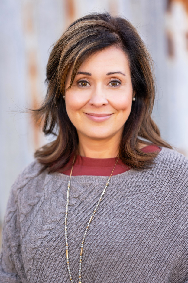 Bebe Reed (Author of The Lighthouse Cafe)