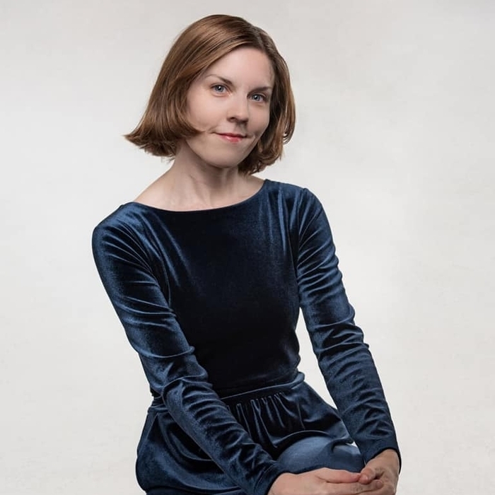 Evie King (Author of Ashes To Admin)