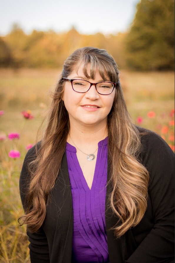 Carrie Thomas (Author of Hooked)