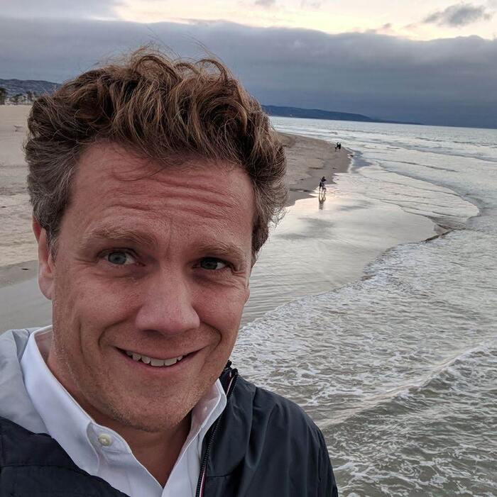 Kerry Morris (Author of No Rest For The Sleeping)