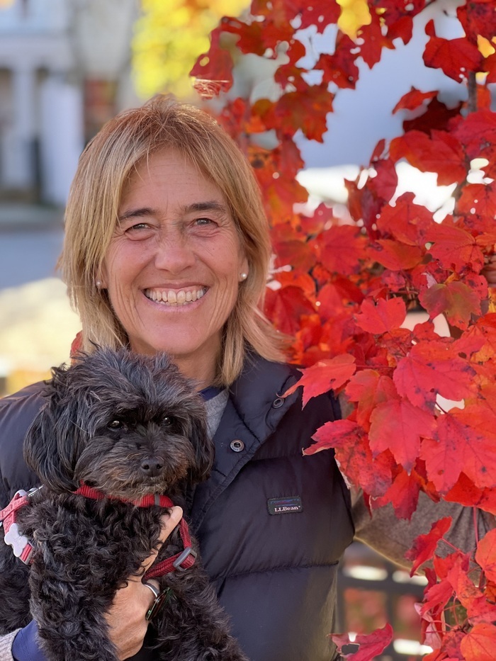 Annie Higbee (Author of The Hummingbird & The Narwhal)