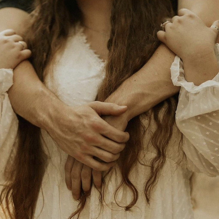 Beanie Harper (Author of ELORA)