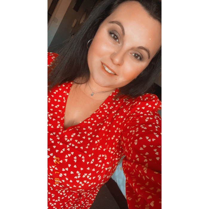 Beth Maria (Author of Alive)