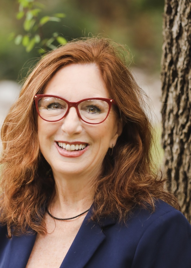 Carolyn Dennis-Willingham (Author of Distilling Lies)