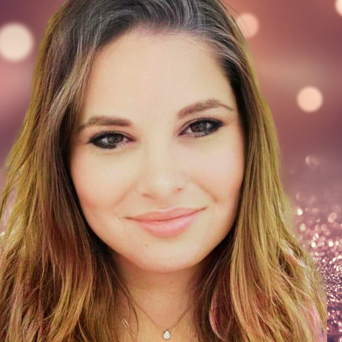 Delaney Deegan (Author of The Key To A Legacy)