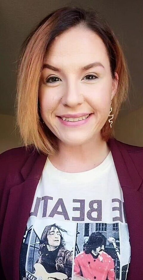 Sarah Edgerton (Author of Daughter of Chaos)