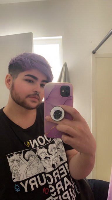 Taylor Hubbard (Author of The Flowered Blade)