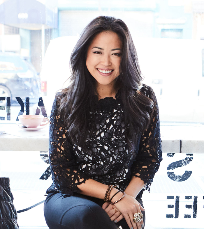 Lisa Sun (Author of Gravitas)