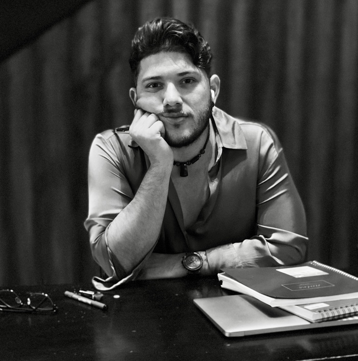 Ramy Jhasser (Author of grietas en el alma)