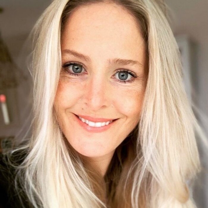 Holly Craig (Author of The Shallows)