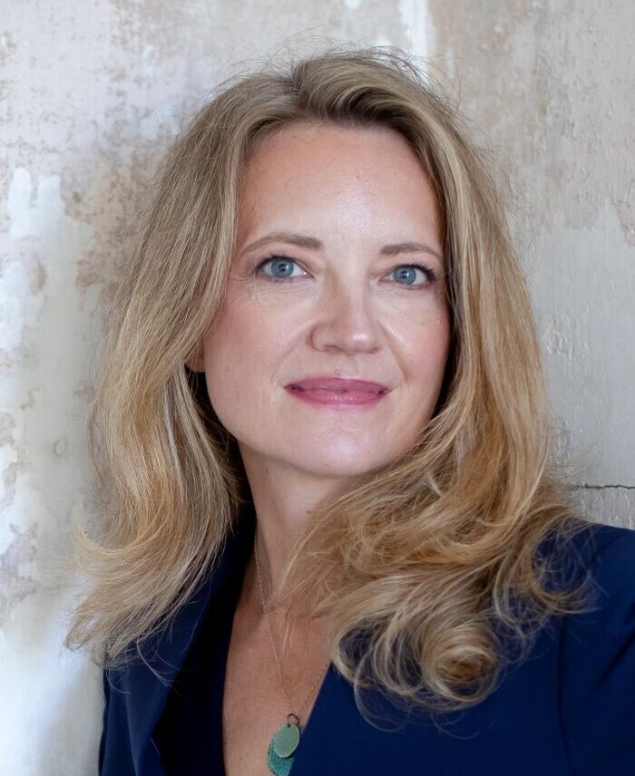 Ellen Baker (Author of The Hidden Life of Cecily Larson)