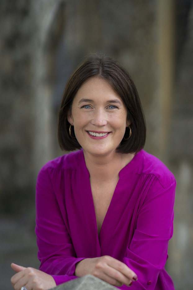 Freya Sampson (Author of The Last Chance Library)