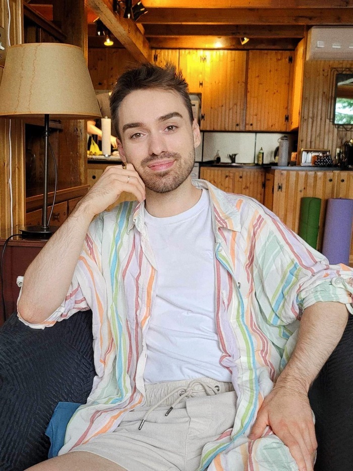 Christopher Tapp (Author of May I Wear Your Crown)