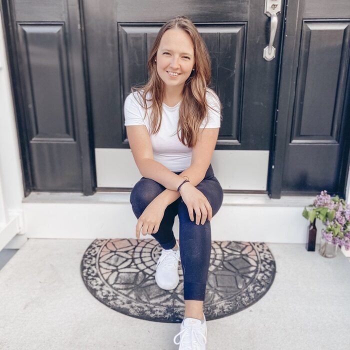 Ally Williams (Author of Christmas Criminal)