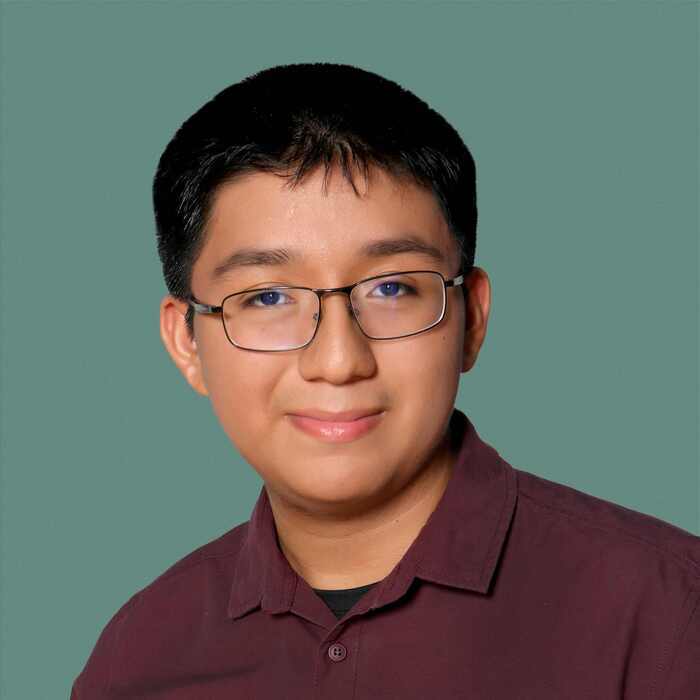 Gio Canto (Author of Solo en Este Mundo)