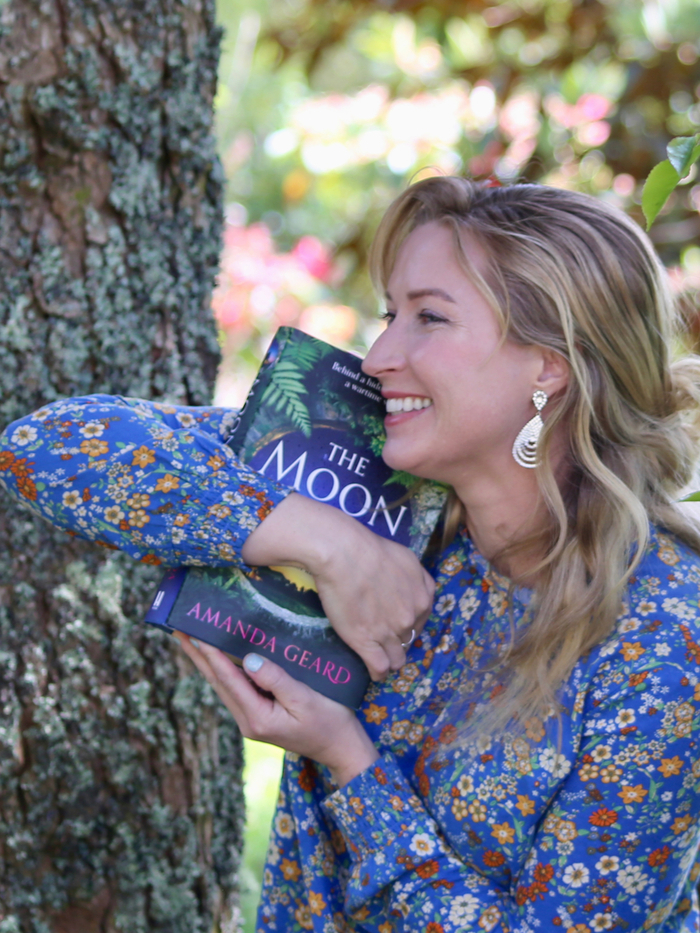 Amanda Geard (Author of The Midnight House)