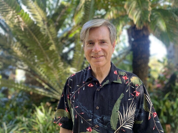 Glen Olson (Author of Desperate Endeavor)