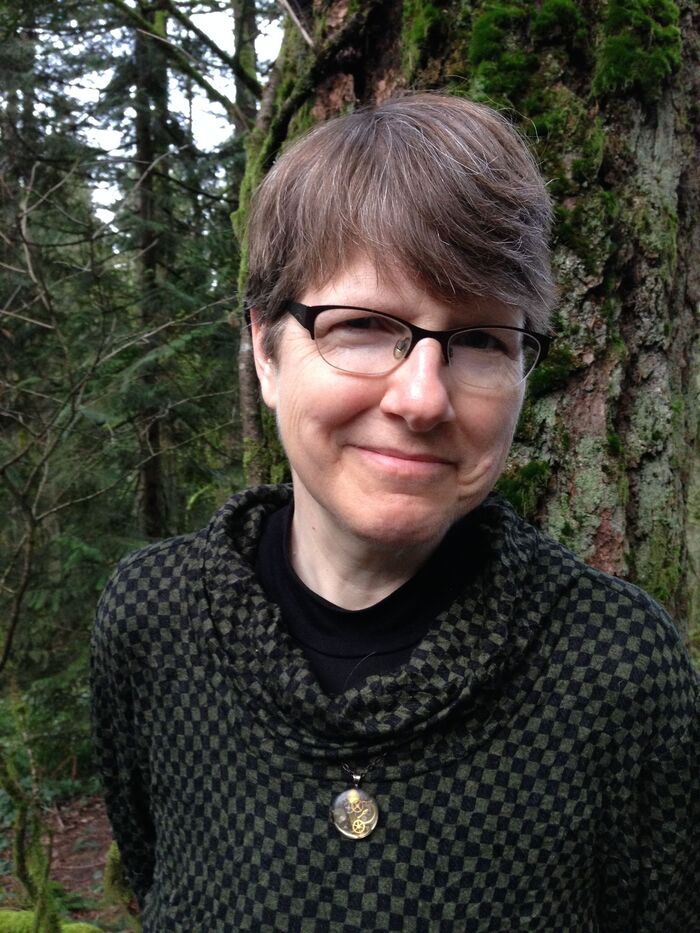 Anne Nesbet (Author of Cloud and Wallfish)