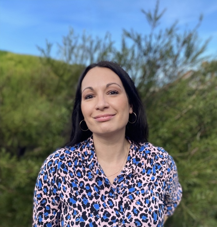 Elle Cook (Author of The Man I Never Met)