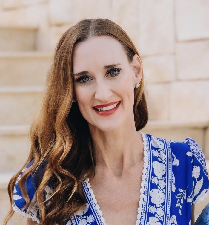 Ellissa Schwartz (Author of PROOF)