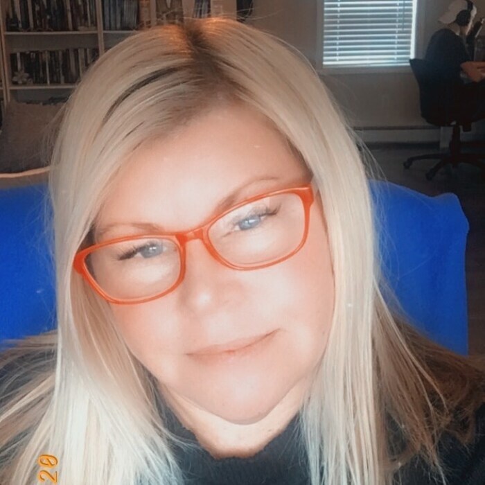 Michelle Windsor (Author of The Winning Bid)