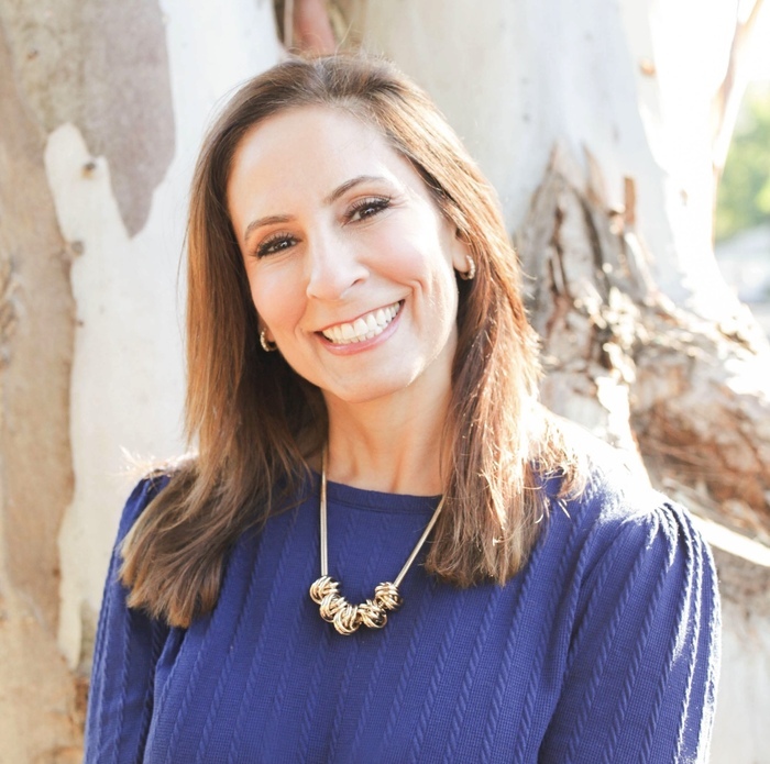 Dara Henry (Author of Hanukkah Pajamakkahs)