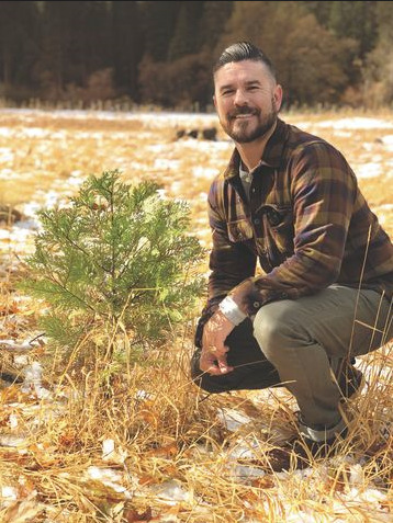 Nate Wragg (Illustrations of At the Old Haunted House)