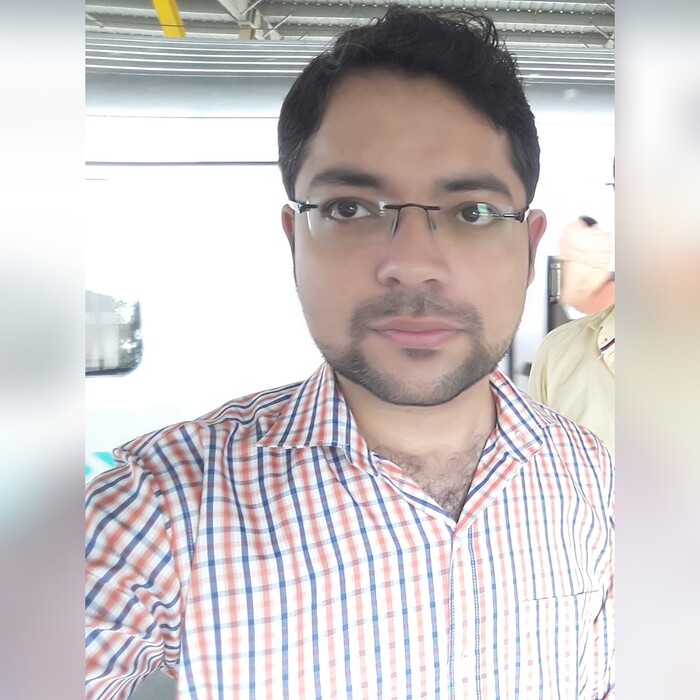 Deepak Batra (Author of The Girl in The Metro)