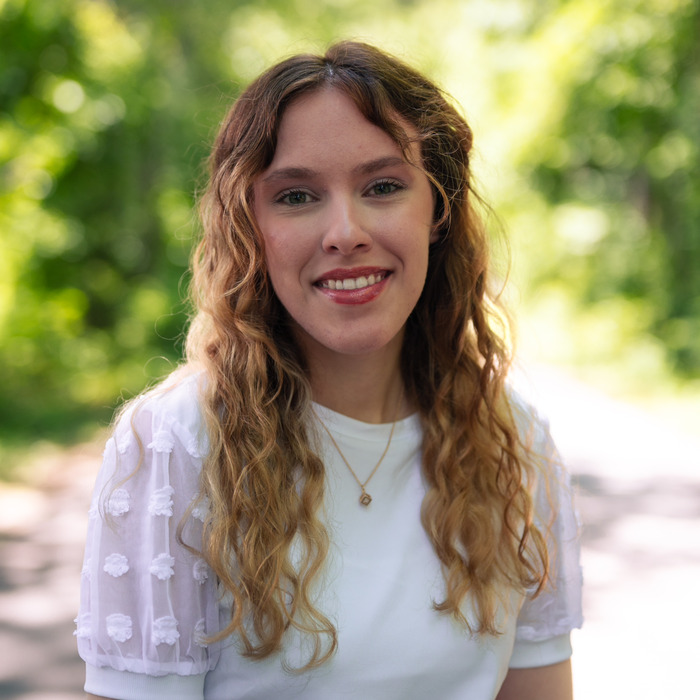 Caitlin Miller (Author of The Memories We Painted)