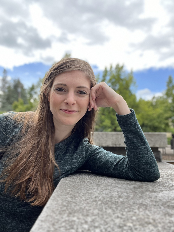 Chelsey Elise Young (Author of The Sweet Experiment)