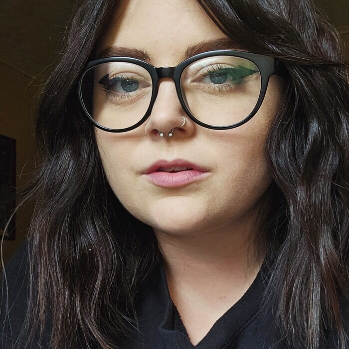 Shannon Riley (Author of Pocketknife Kitty)