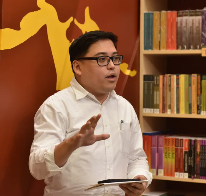 Paolo Manalo (Author of Jolography)