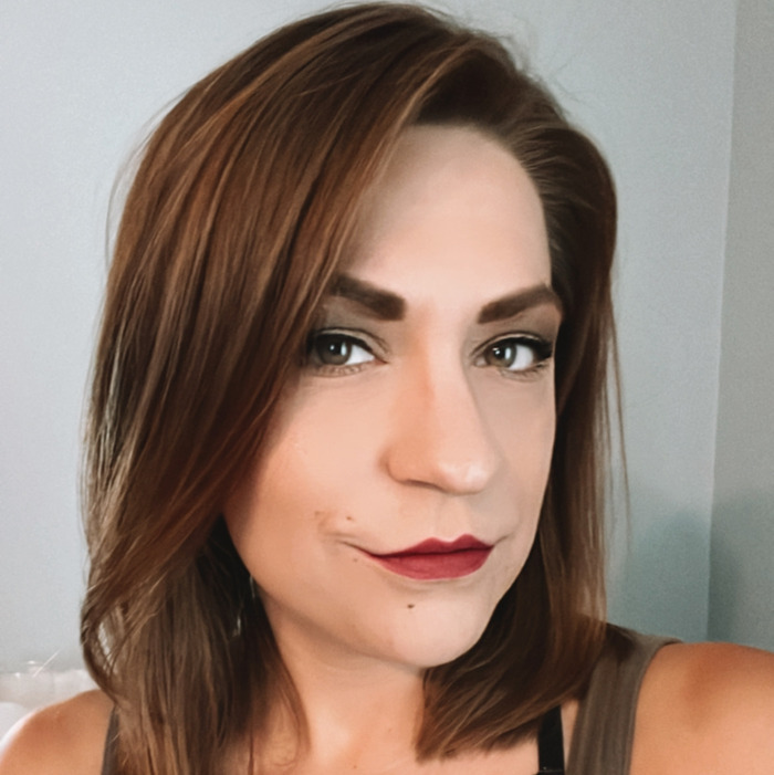 Lindsey Willingham (Author of To Scale the Emerald Mountain)