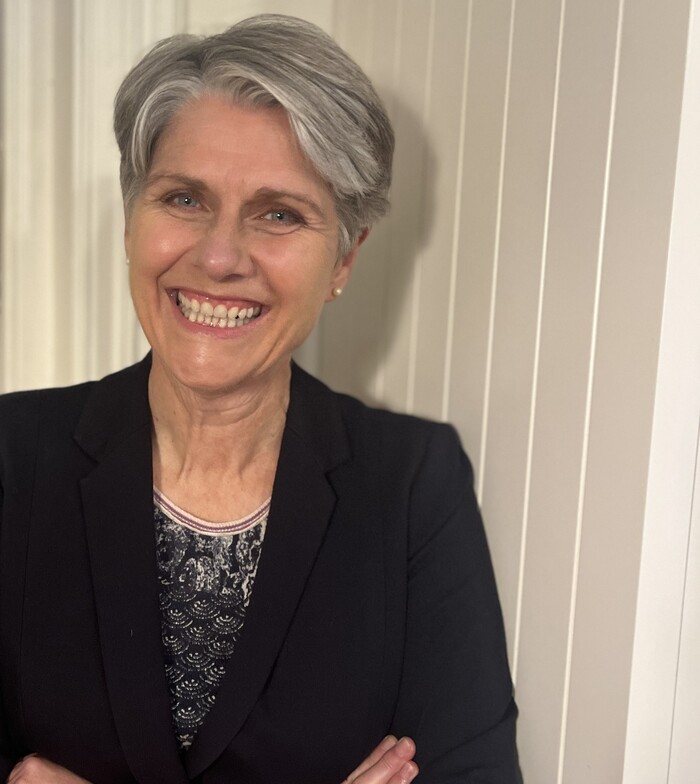 Lainie Anderson (Author of The Death of Dora Black)