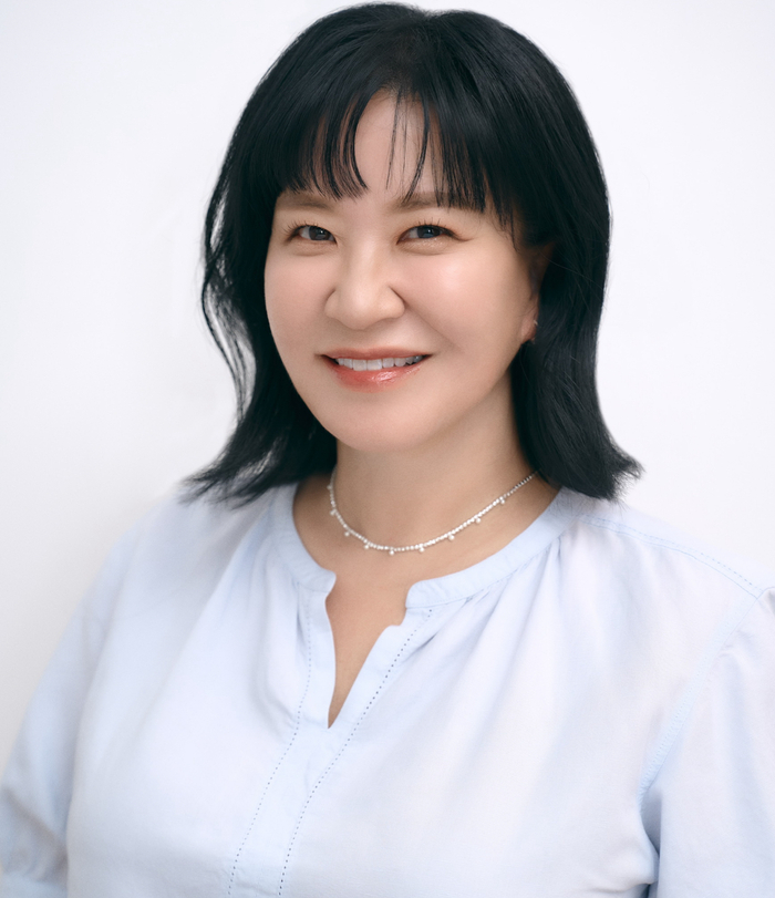 Susan Lee (Author of Seoulmates)