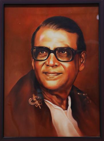 Suratha (Author of சாவின் முத்தம்)