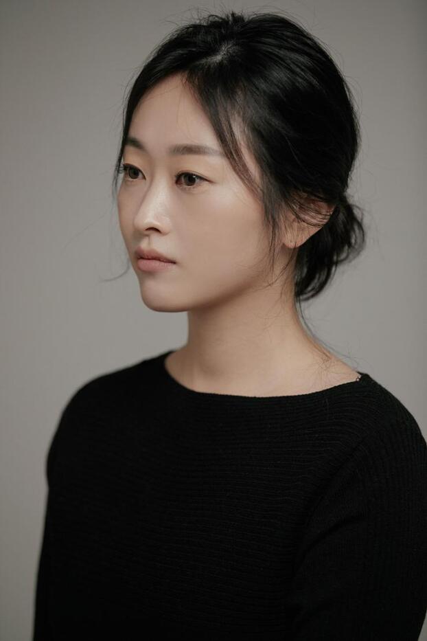Yun Jung-eun (Author of Marigold Mind Laundry)