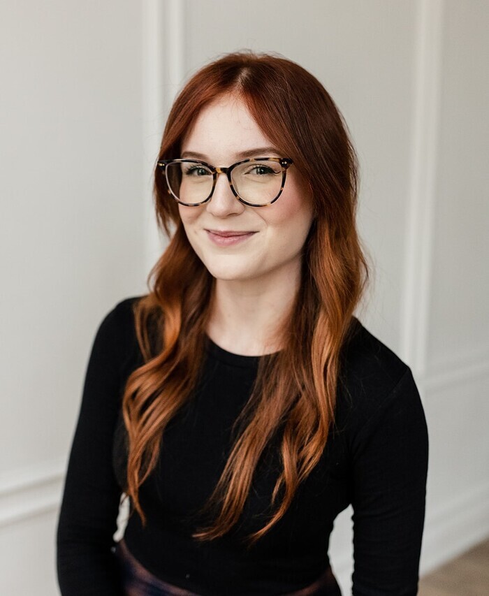 R.M. Gray (Author of Nightweaver)