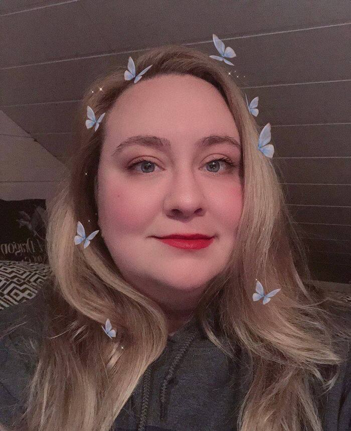 Evelyn Fae (Author of Moonshadow Chronicles)