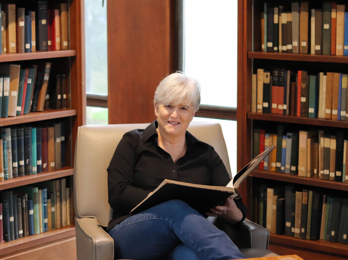 Kate Bean (Author of I Change Course )