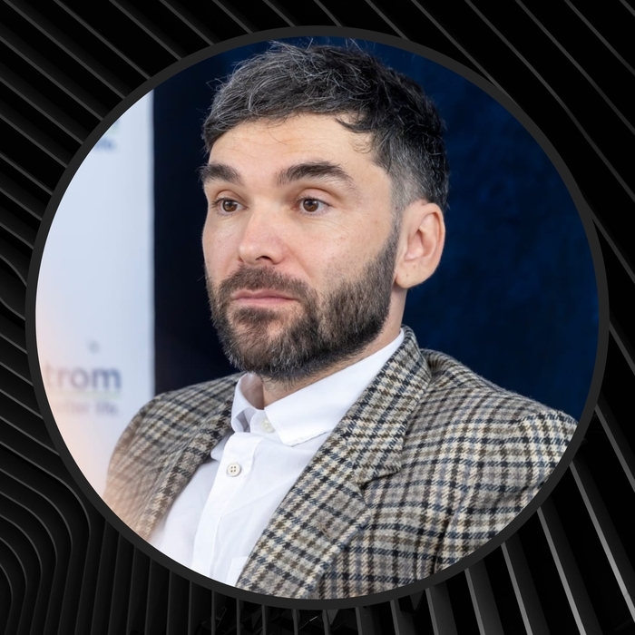Ionut S. Popsea (Author of joc orgastic)