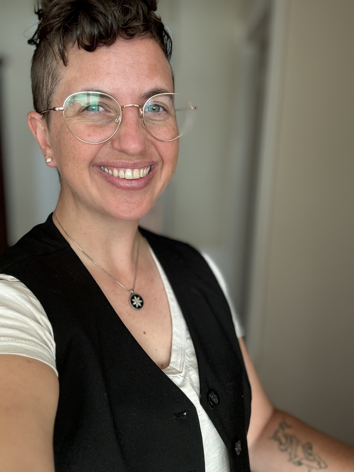 Emily Zipps (Author of Alice Rue Evades the Truth)