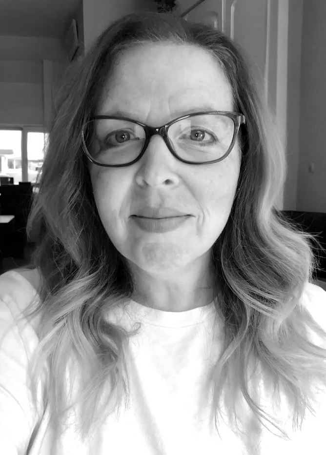 Stephanie Mendelson (Author of The "O" with the Green Leaves)