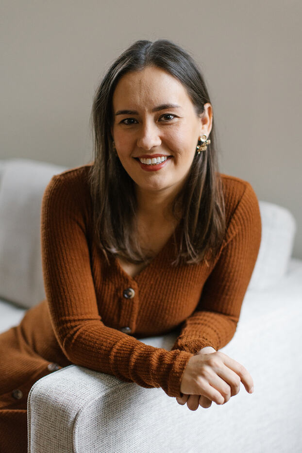 Eliana Ramage (Author of To the Moon and Back)