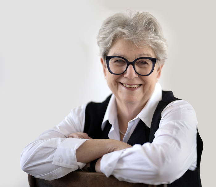 Stephanie Williams (Author of Olga's Story)