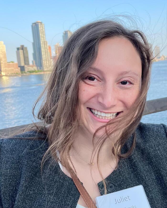 Juliet Brooks (Author of A Fae in Finance)