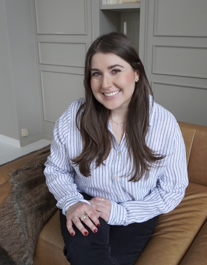 Carly Robyn (Author of Drive Me Crazy)