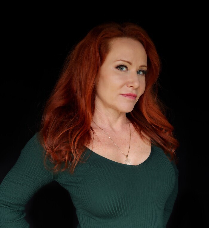 Erin Louis (Author of Dirty Money)